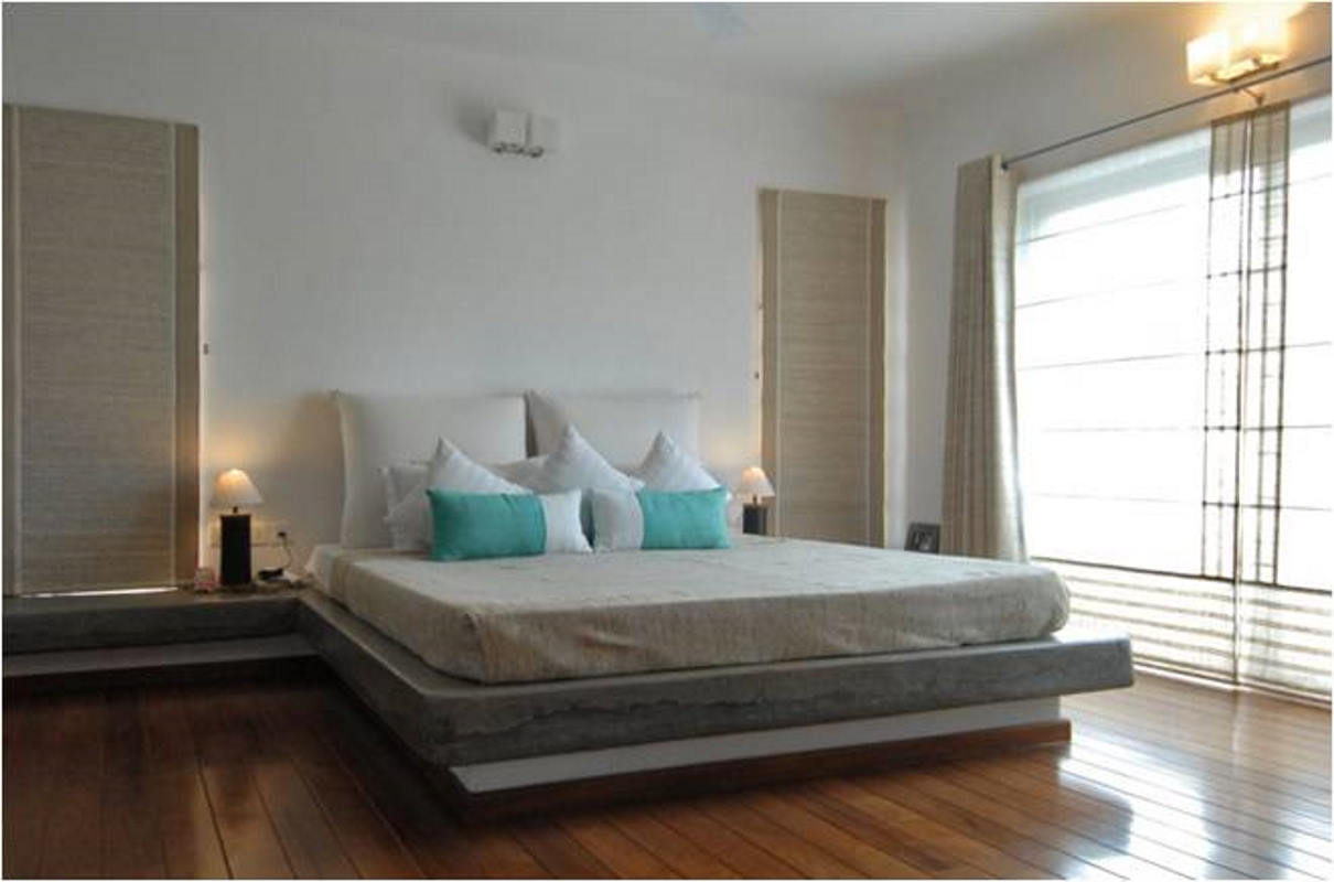 White and Wood Villa Interiors : Gayathri and Namith Architects