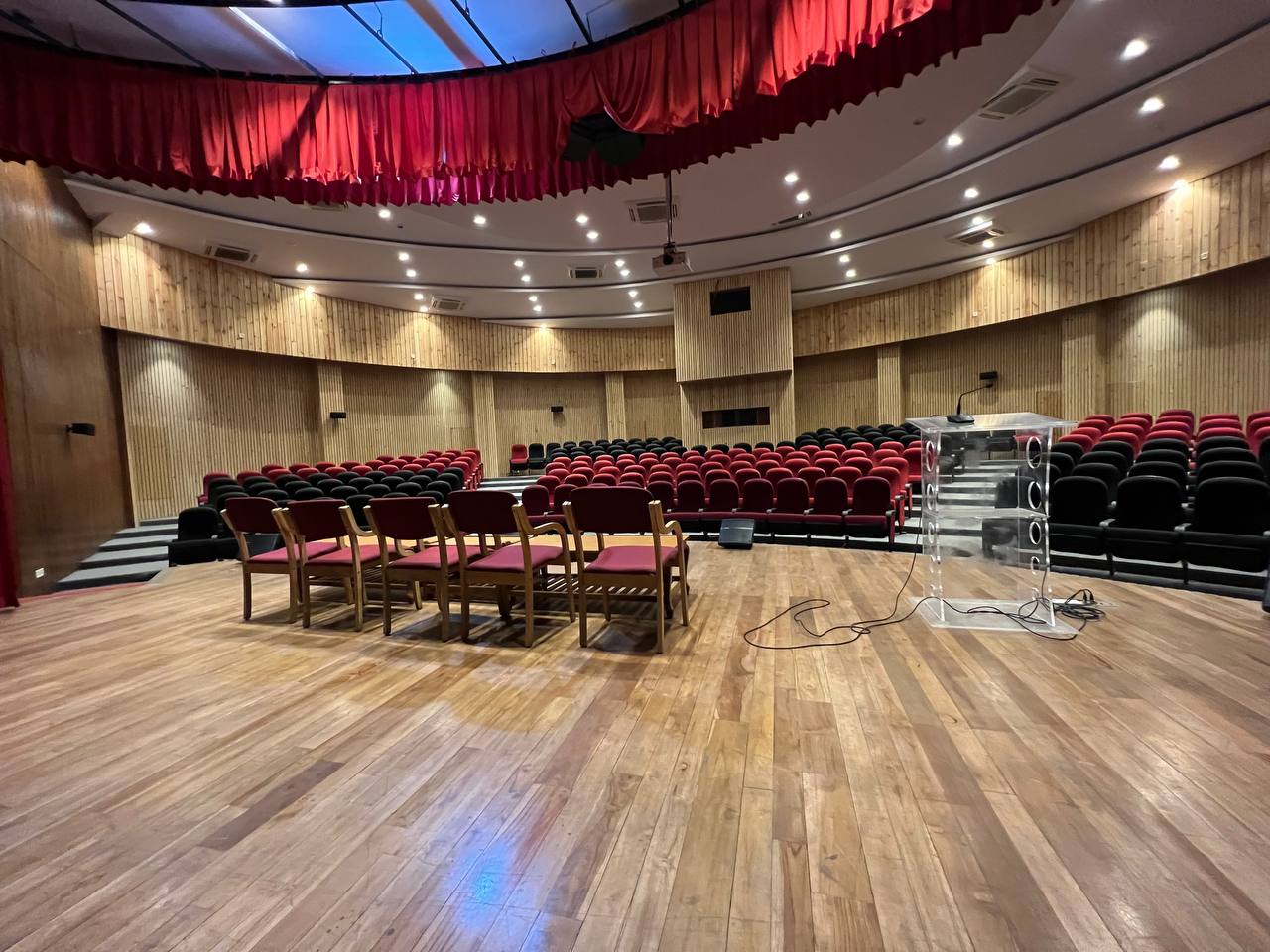 Yavanika Auditorium : Gayathri and Namith Architects